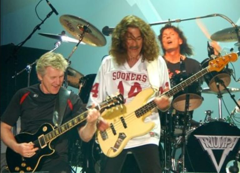 Triumph – Magic Power – Great Songs