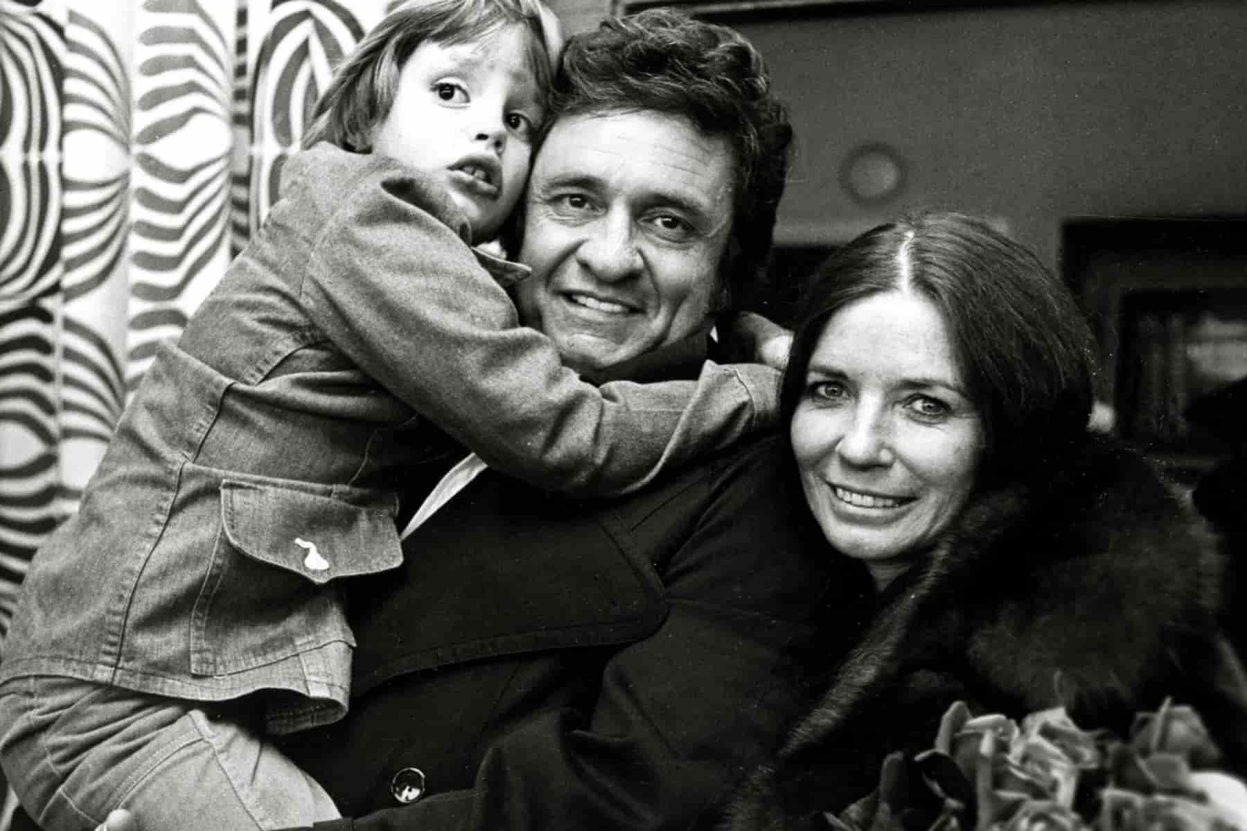 Johnny Cash – Father And Son – Great Songs